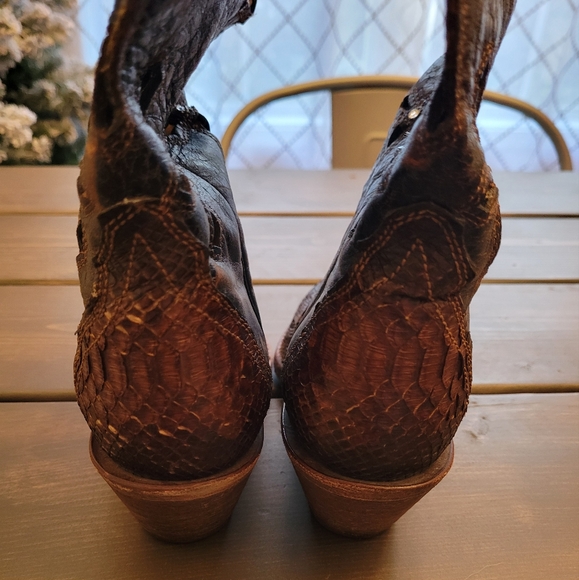 Corral | Shoes | Corral Vintage Genuine Python Cowgirl Boots Size 8 ...